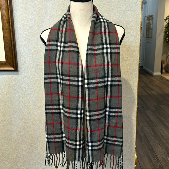 Burberry | Accessories | Authentic Burberry Lambswool Scarf | Poshmark